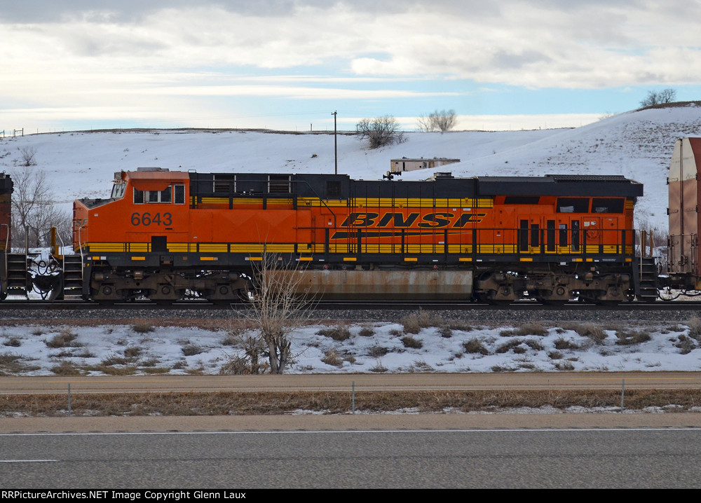 BNSF 6643